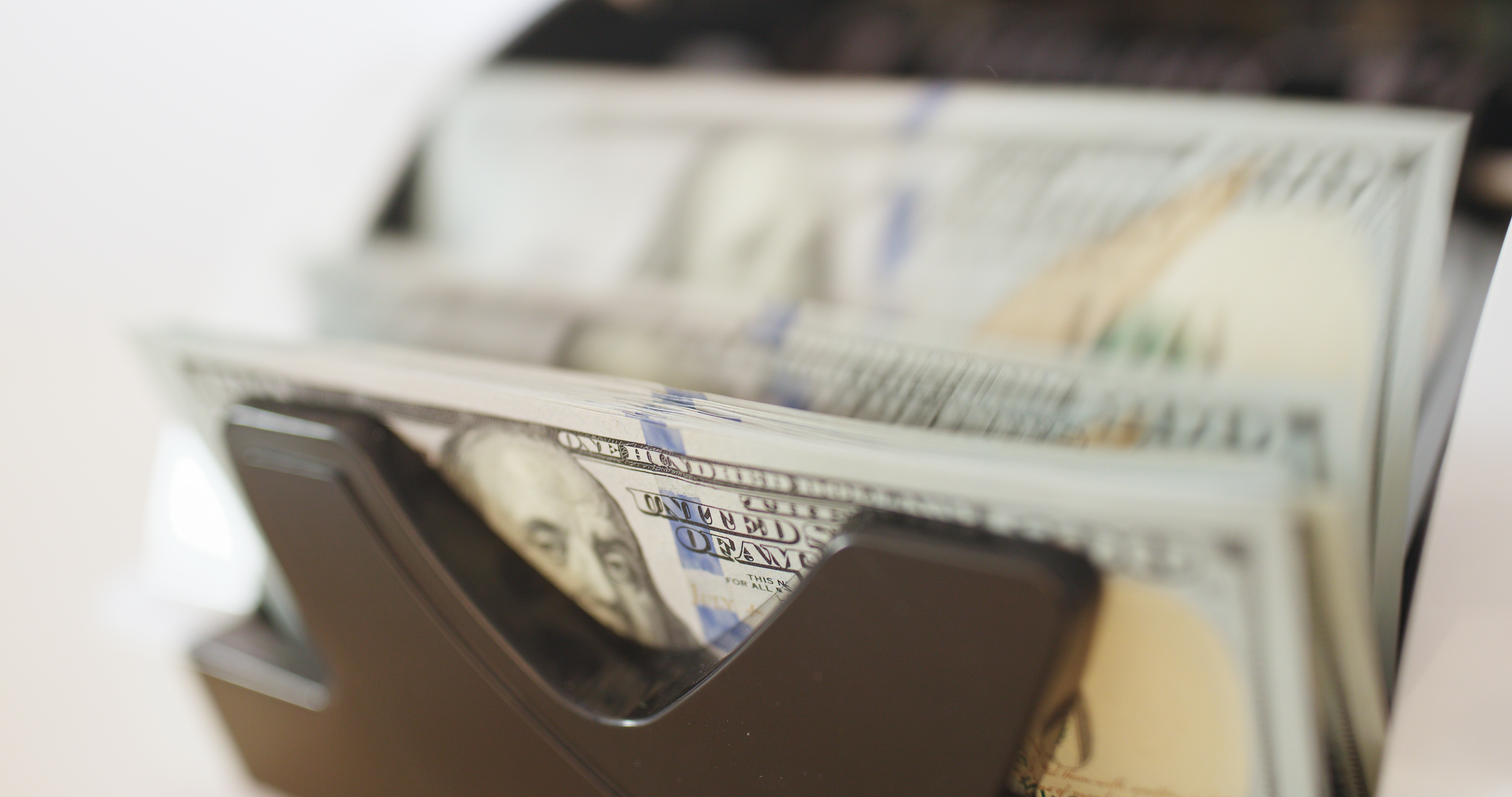 The Benefits of Currency Counters for Your Business